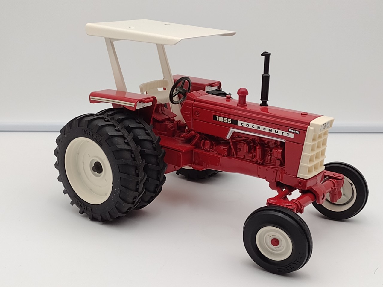 1/16 Cockshutt 1655 Tractor - Collector Edition #1 - Madsen's Farm Toys