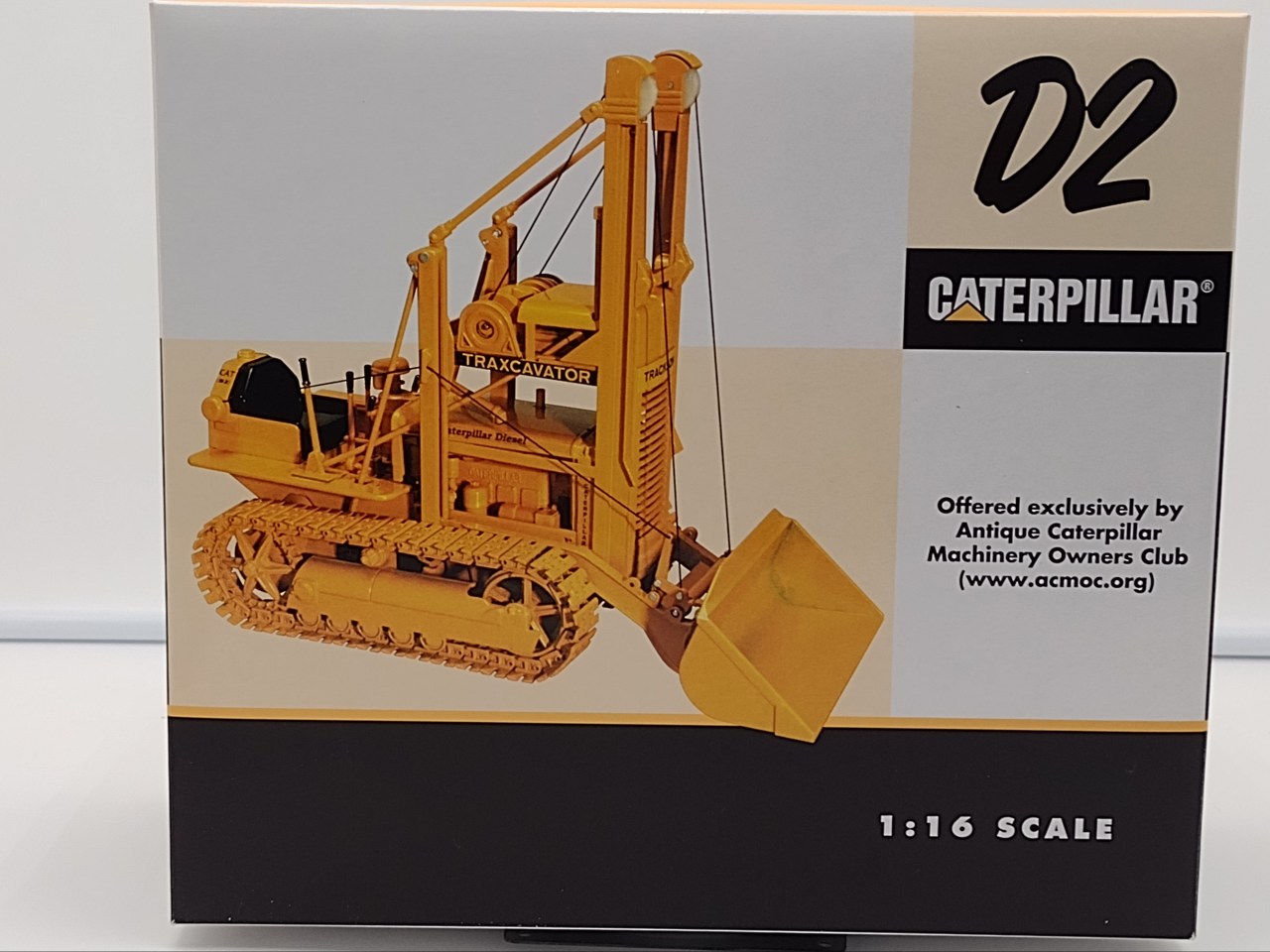 1/16 CAT D2 Traxcavator - Madsen's Farm Toys