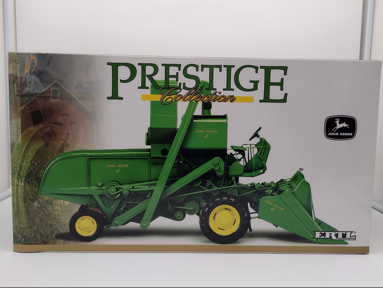 1/16 John Deere 45 Combine - Prestige Collection - Madsen's Farm Toys
