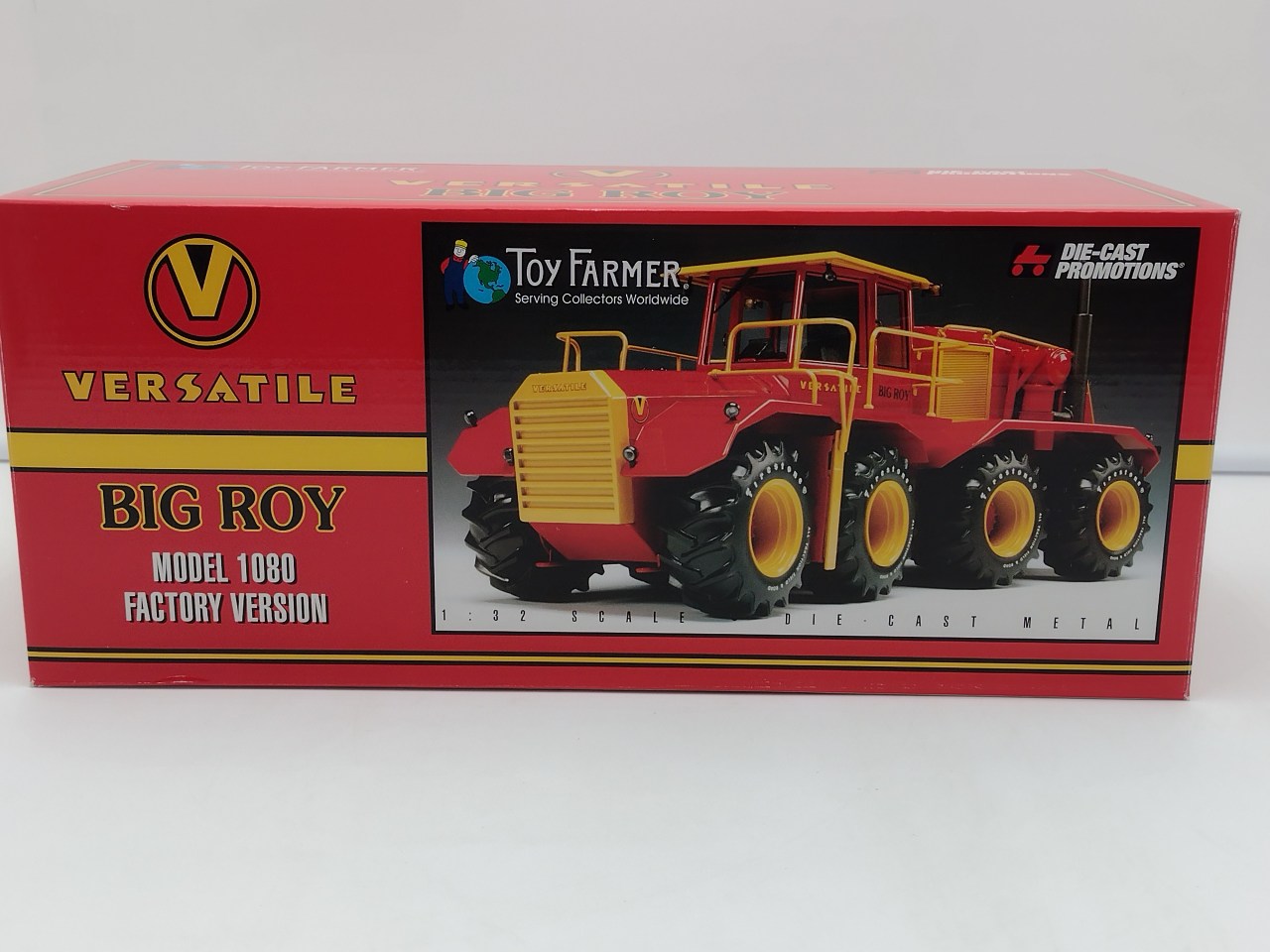 1/32 Versatile Big Roy Model 1080 Tractor Factory Version - Madsen's Farm Toys