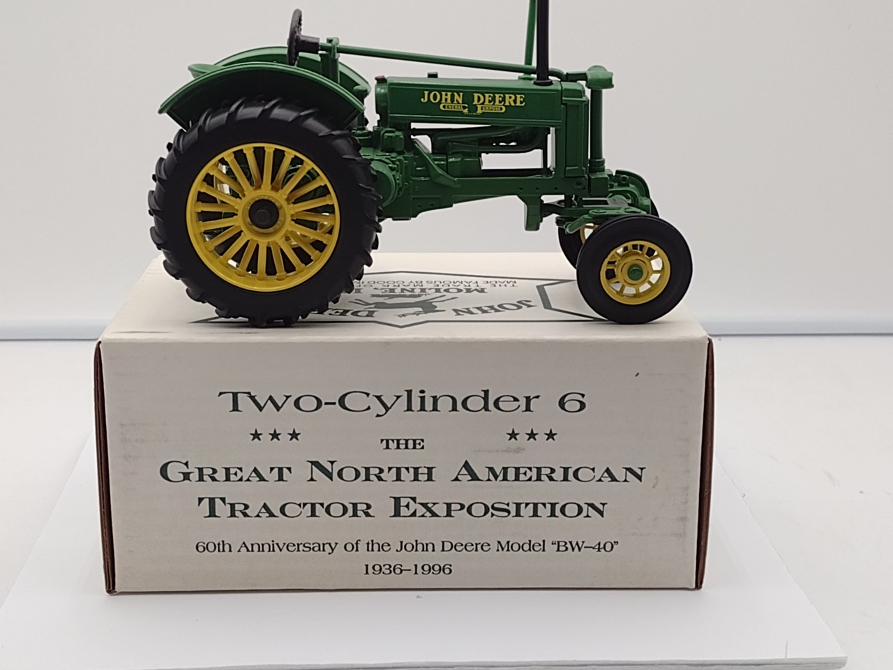 1/16 John Deere BW-40 Tractor - Madsen's Farm Toys