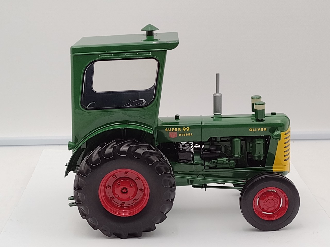 1/16 Oliver Super 99 Tractor - Madsen's Farm Toys