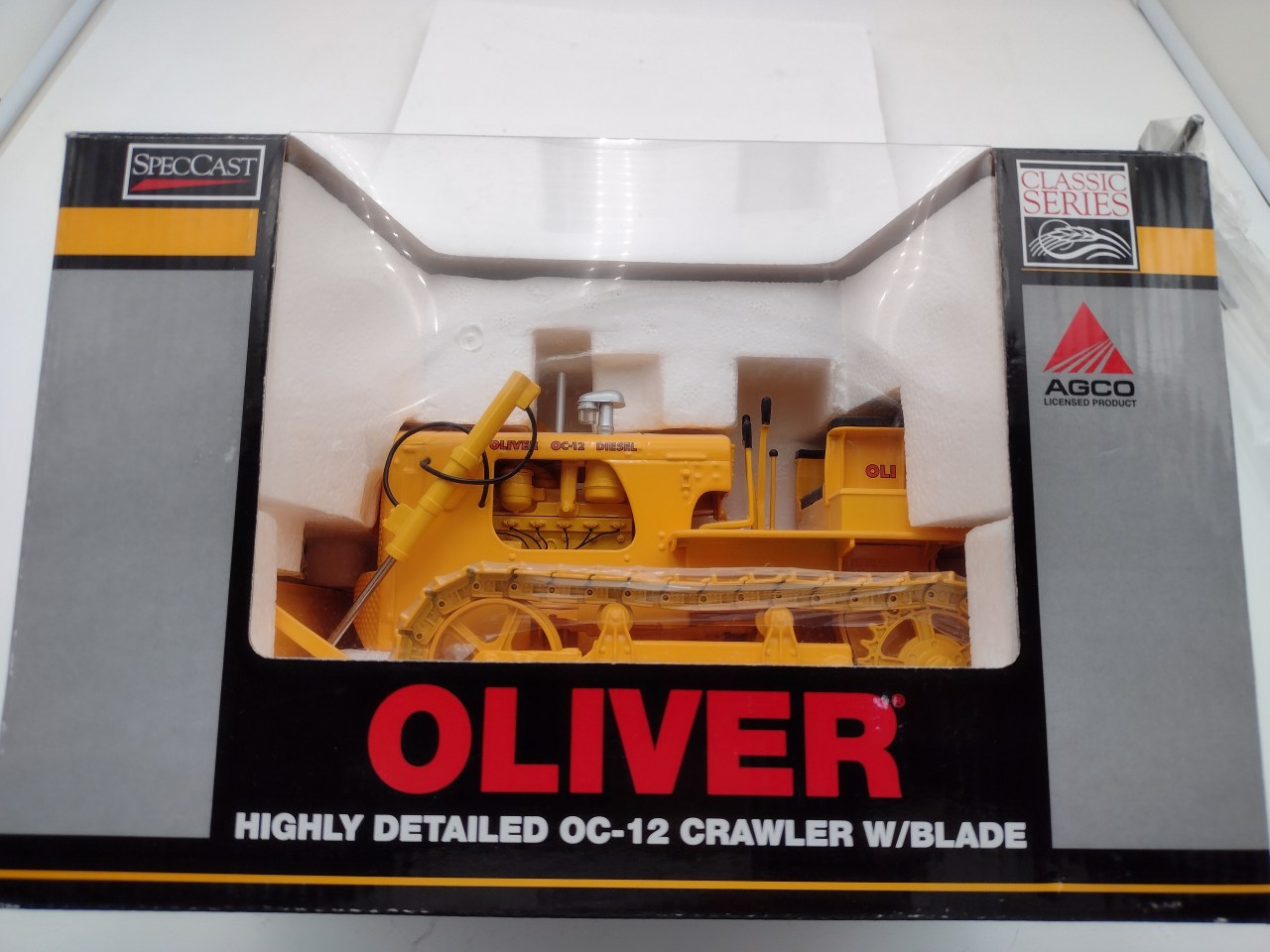 1/16 Oliver OC-12 Crawler with Blade - Madsen's Farm Toys