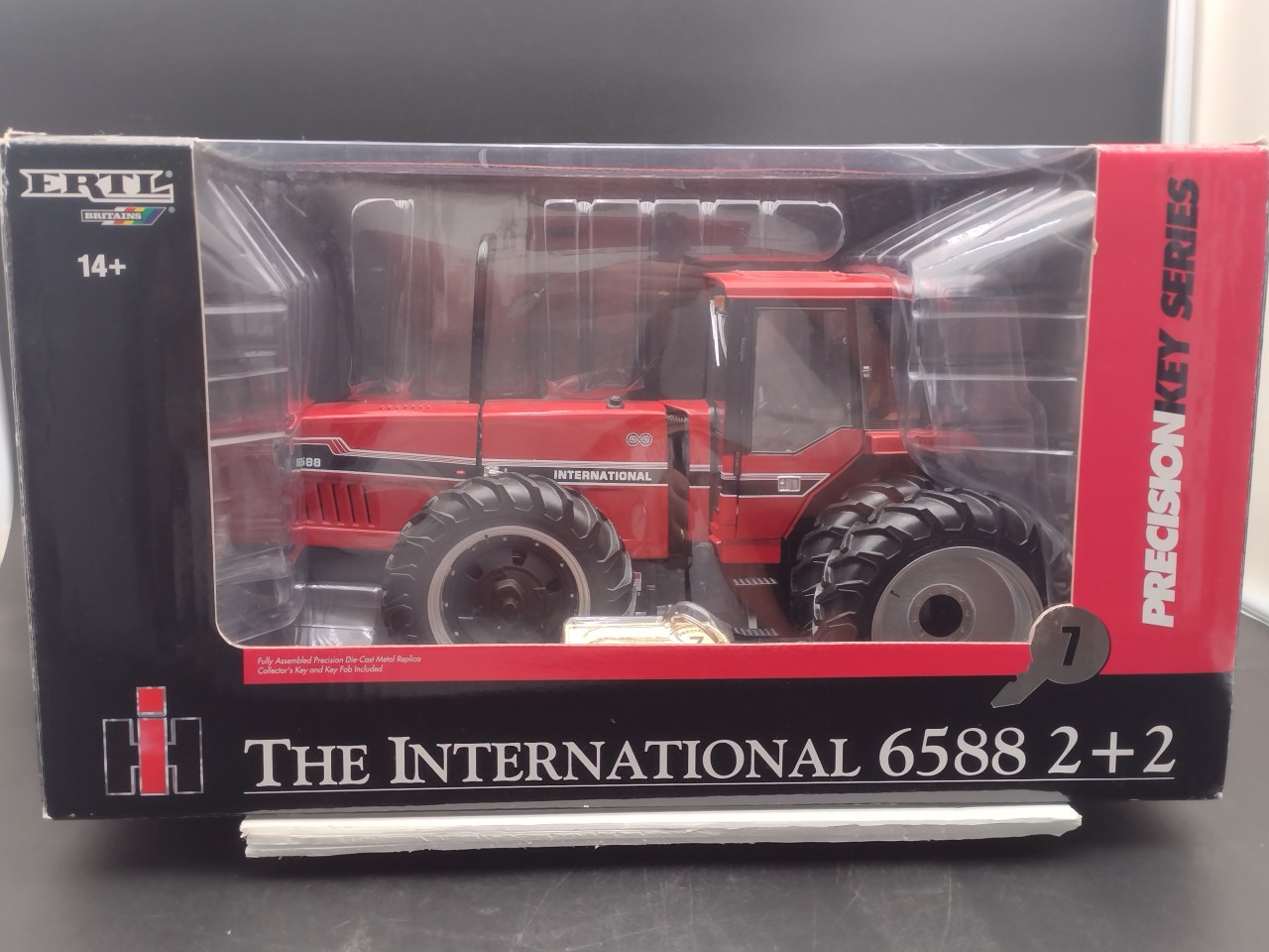 1/16 IH 6588 2+2 Tractor, Precision Key #7 - Madsen's Farm Toys